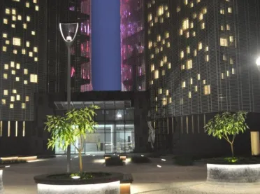 Mondeal Square Ahmedabad :: blocher partners