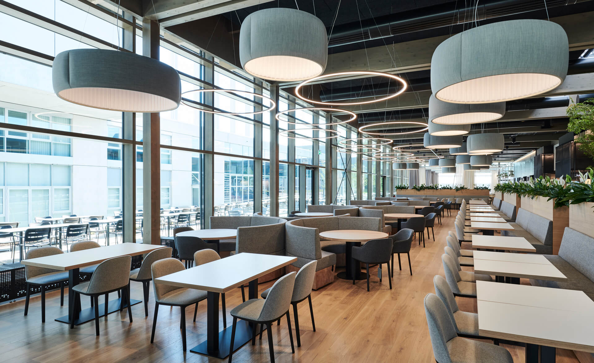 Viessmann Allendorf Mitarbeiterrestaurant :: blocher partners
